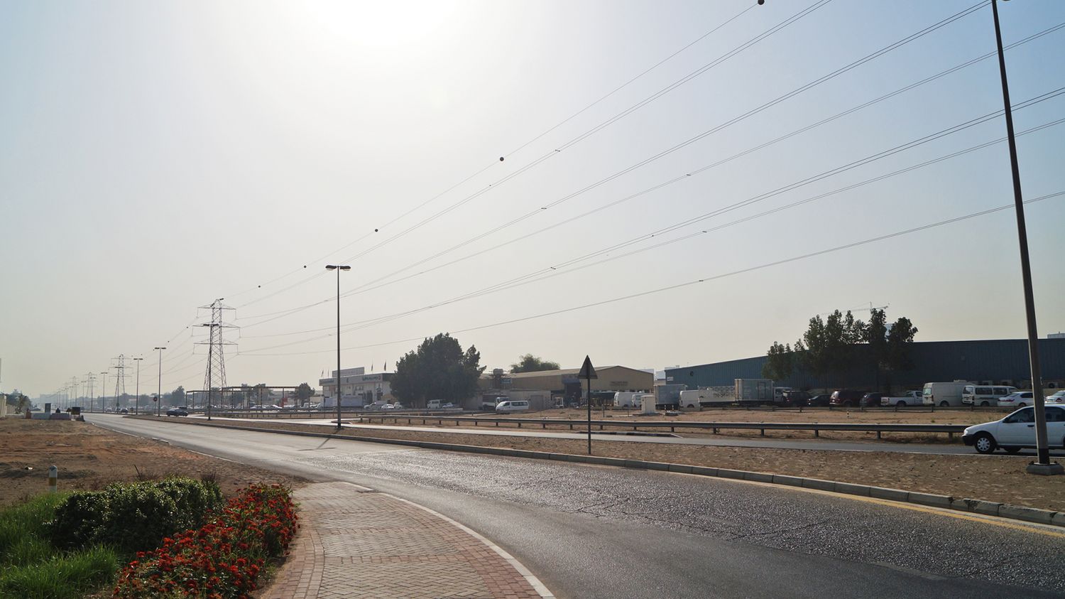 Umm Ramool: 생활 방식, 부동산, 인프라 & 명소 | Emirates.Estate