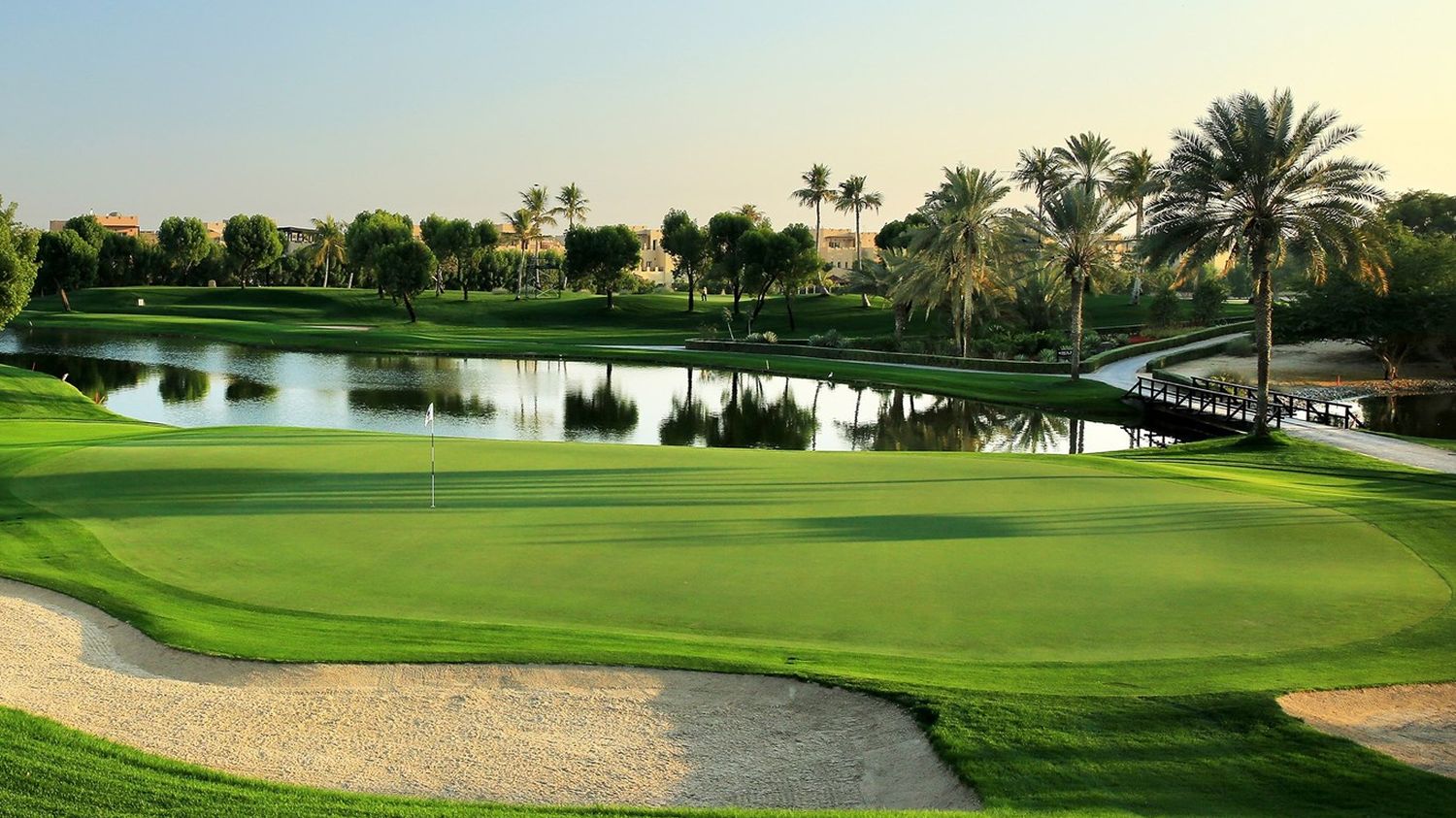 Emirates Golf Club | Emirates.Estate