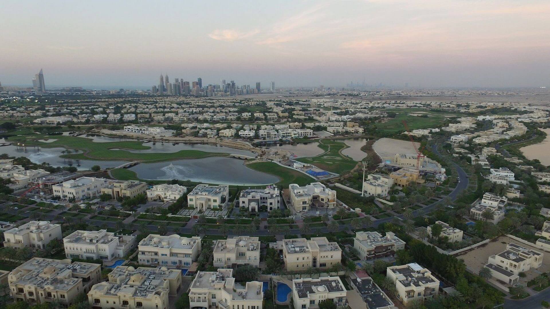 Emirates Hills: lifestyle, property, infrastructure & attractions ...