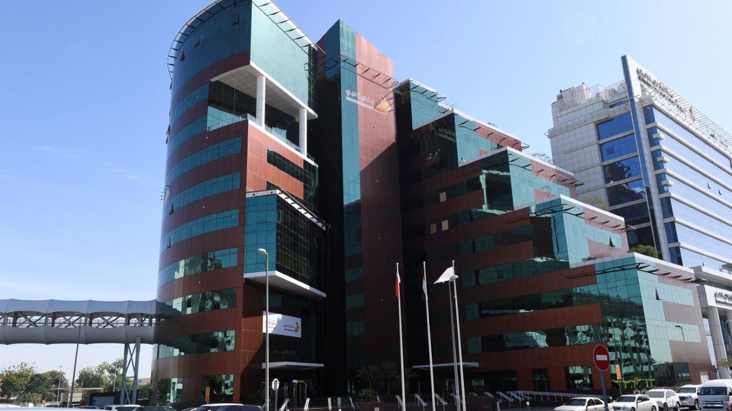 Al Garhoud: lifestyle, property, infrastructure & attractions ...
