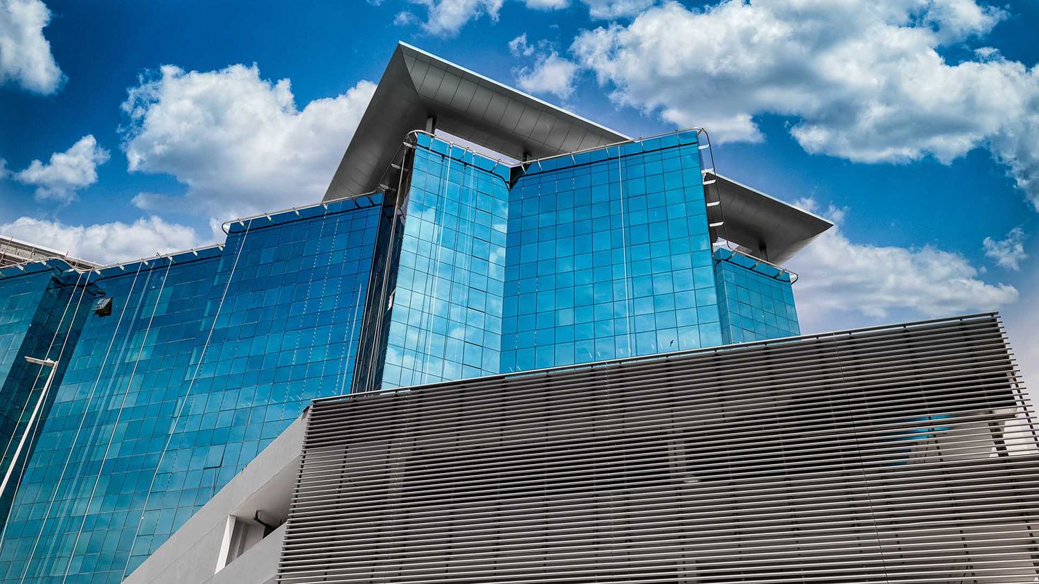 Dubai Airport Freezone (DAFZA): lifestyle, property, infrastructure ...