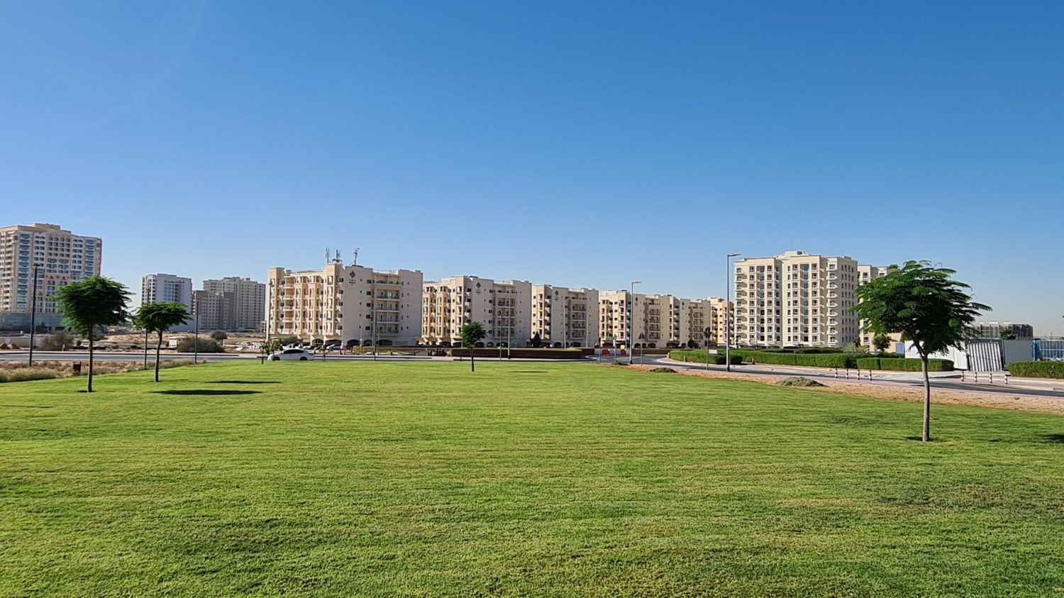 Liwan: lifestyle, property, infrastructure & attractions | Emirates.Estate